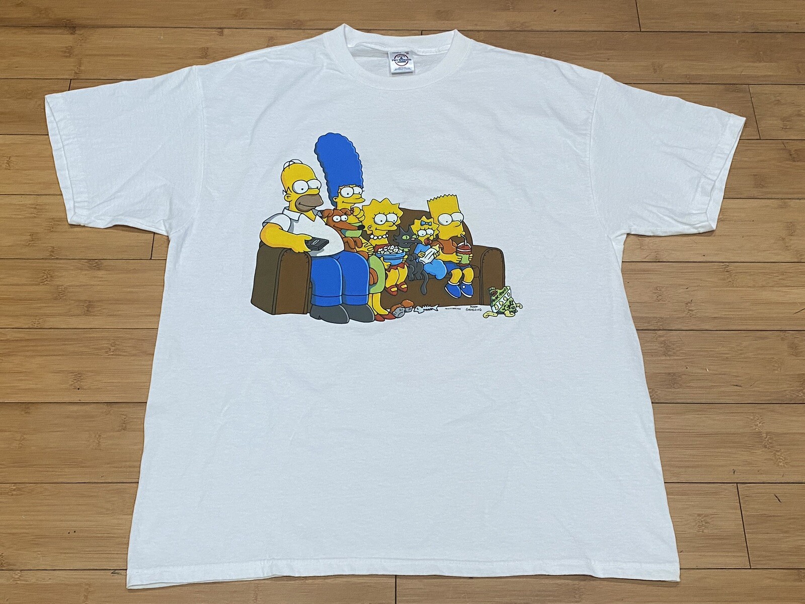 Vintage The Simpsons Iconic Family on Couch T Shirt D… - Gem
