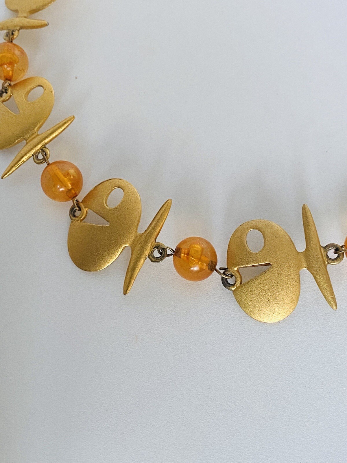 Collier oversize design poisson Lucite BICHE DE BERE - Vintage 1990s ...