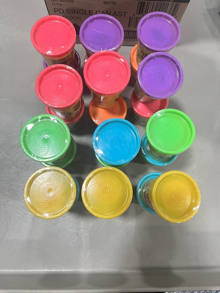 Play-Doh Modeling Compound 24-Pack Case Non-Toxic Assorted Colors 4 oz ...