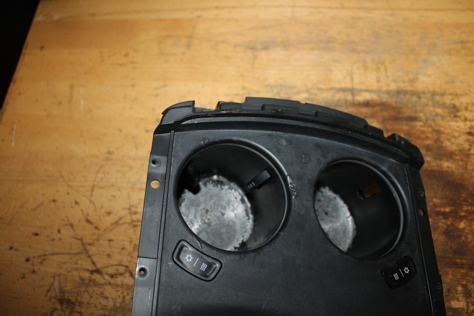 2011-2015 Chrysler 300C SRT Center Console Heated & Cooled Cup Holder ...