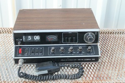 VINTAGE COBRA 135 SSB/AM RADIO BASE STATION WITH FLIP CLOCK AND MIC ...