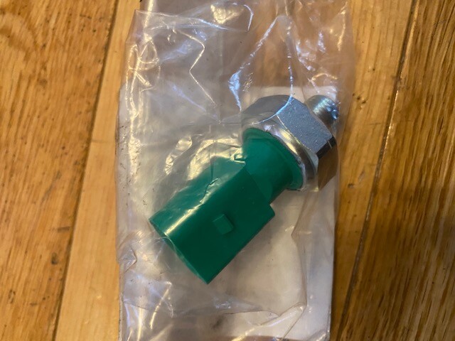 Genuine VW Audi SKODA Oil Pressure Switch 04L919081 for sale online | eBay