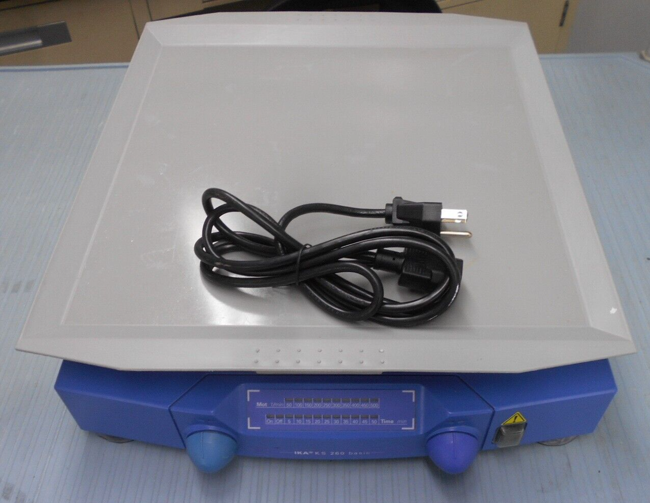 IKA® KS 260 Basic Orbital variable speed shaker | eBay