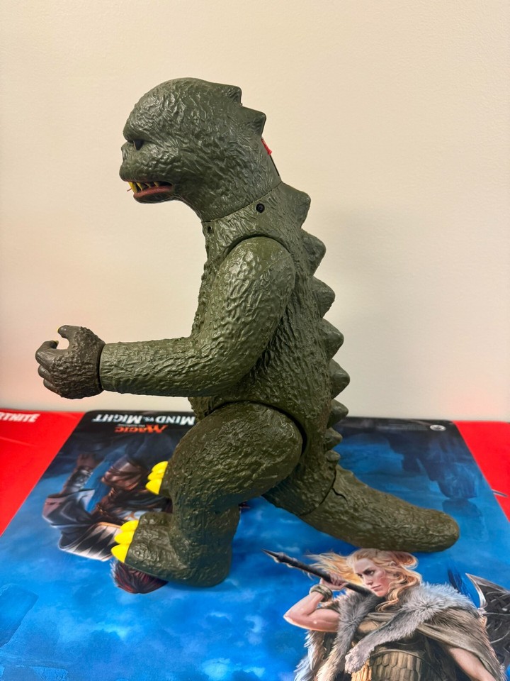 Vintage Mattel Toho 1977 Godzilla w/ Shooting Hand Fist Complete *Read ...