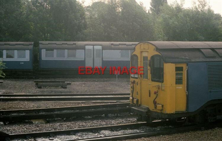 PHOTO CLASS 485 UNIT 485044 TRAINS OF EX LONDON TRANSPORT PRE-'36 ...