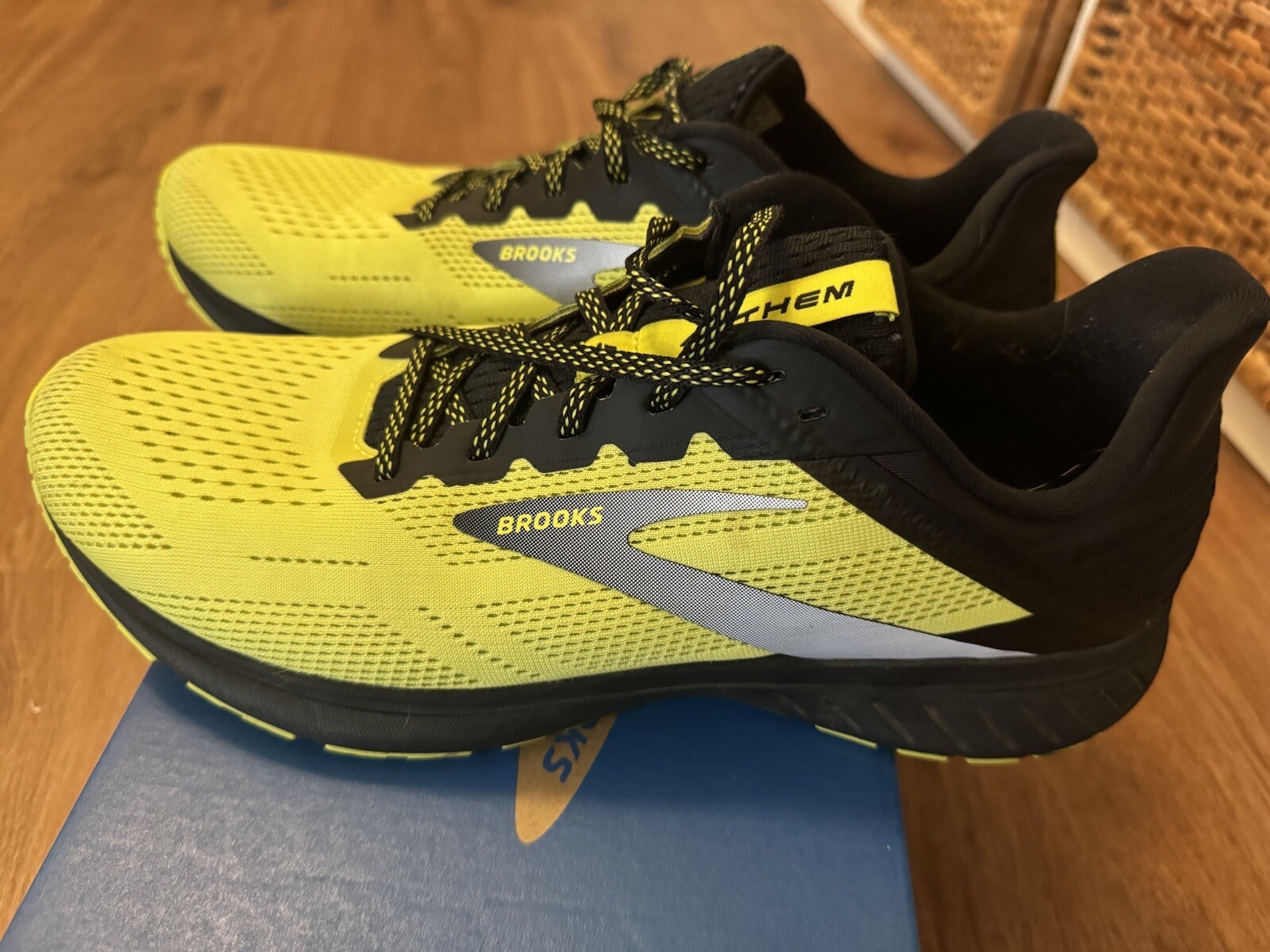 Brooks Anthem Running Shoes Black/yellow For Men - Gem