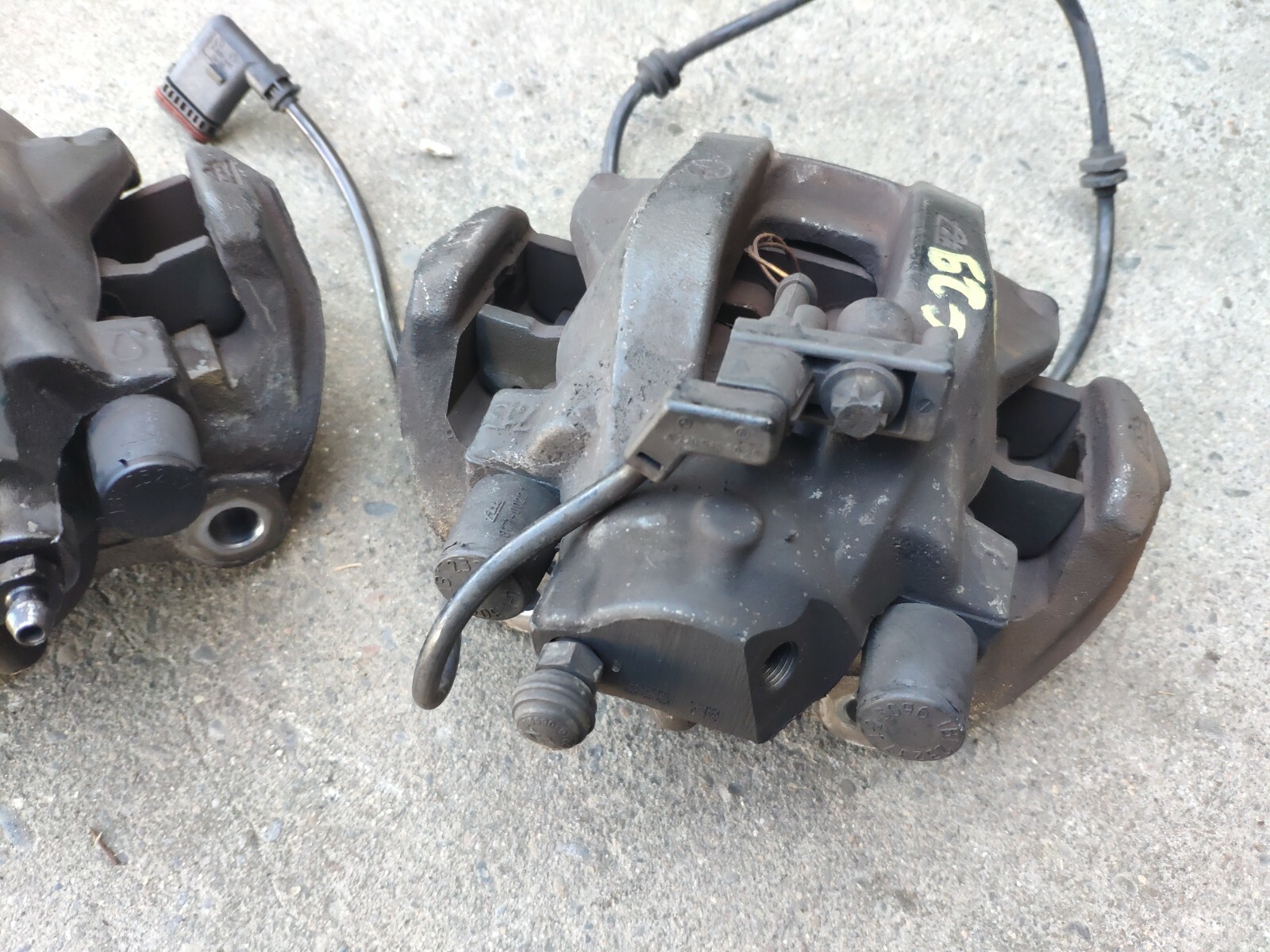 2008 MERCEDES S 550 W221 REAR LEFT AND RIGHT BRAKE CALIPER 2215409810 ...