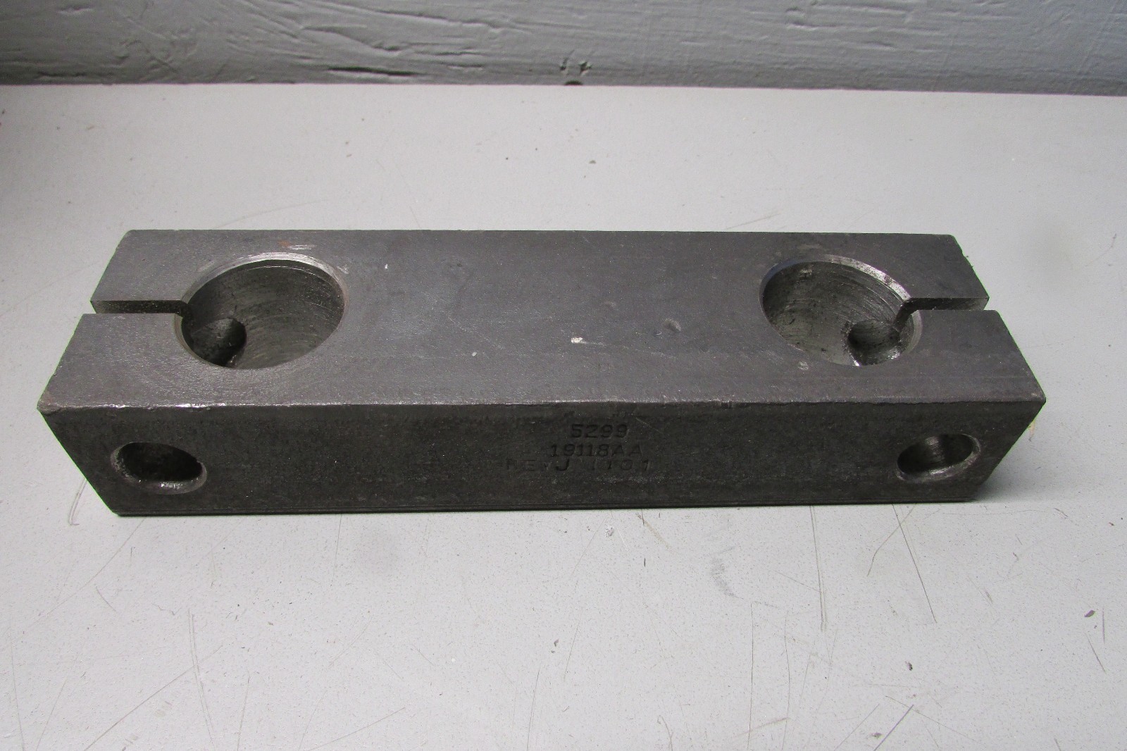 Paccar 5299 Shackle Spring Link | eBay