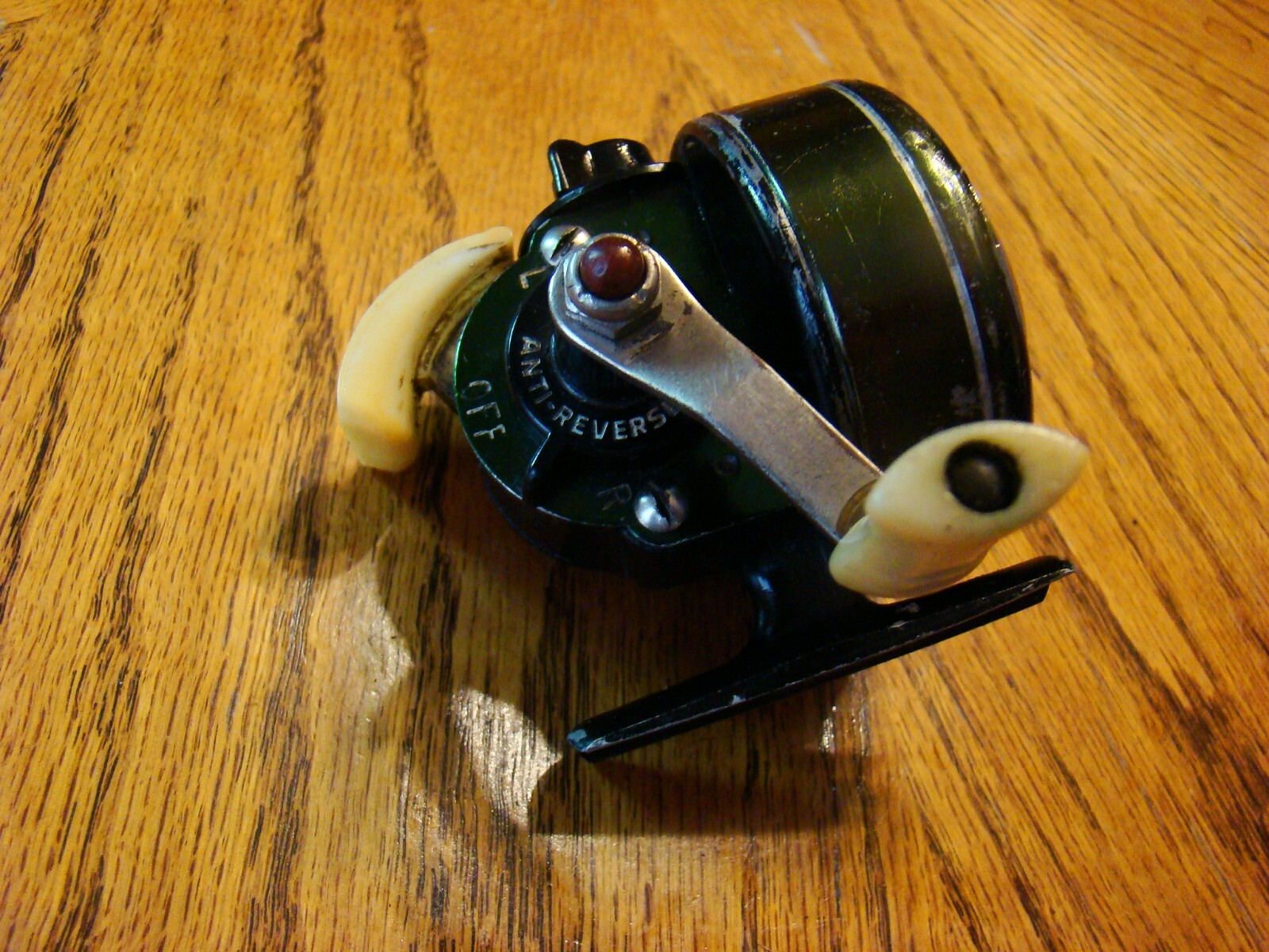 U4129 PF EARLY JOHNSON CENTURY 100B FISHING REEL | eBay