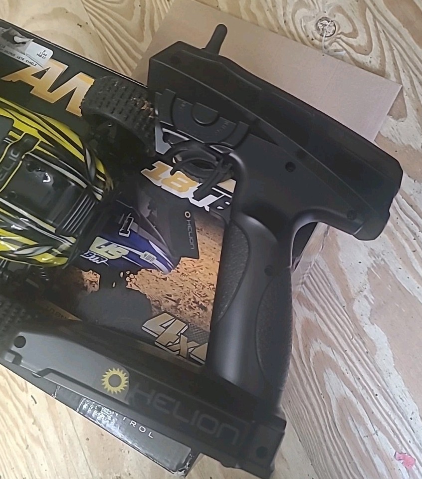 Helion Animus 18TR Radio Control Car w/Controller NEEDS NEW BATTERY | eBay
