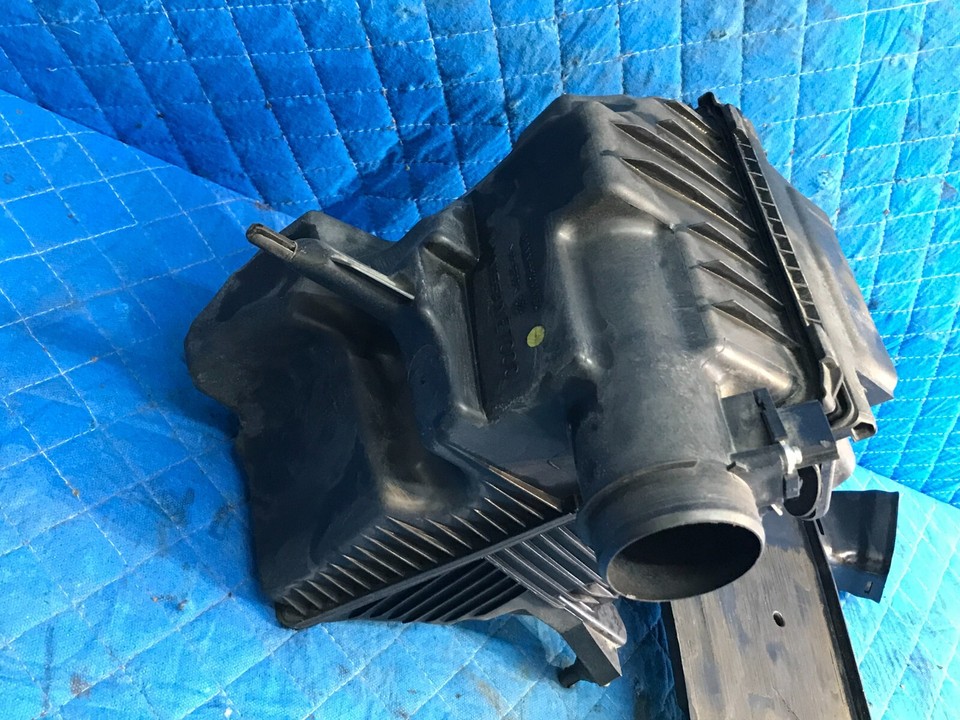 07-12 Nissan Sentra Air Intake Cleaner Filter Box Housing Assembly ...