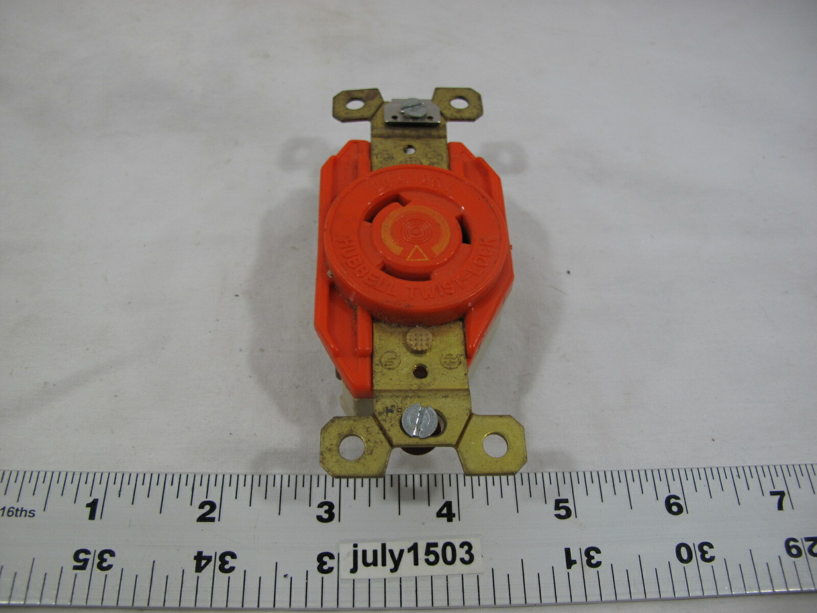 (1) Hubbell IG2310 Twist-Lock Receptacle NEMA L5-20R 20A 125V Isolated ...