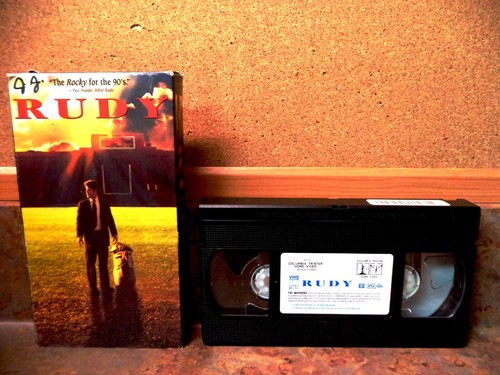 RUDY (VHS 1994) Sean Astin, Ned Beatty, Charles S. Dutton, Lili Taylor ...