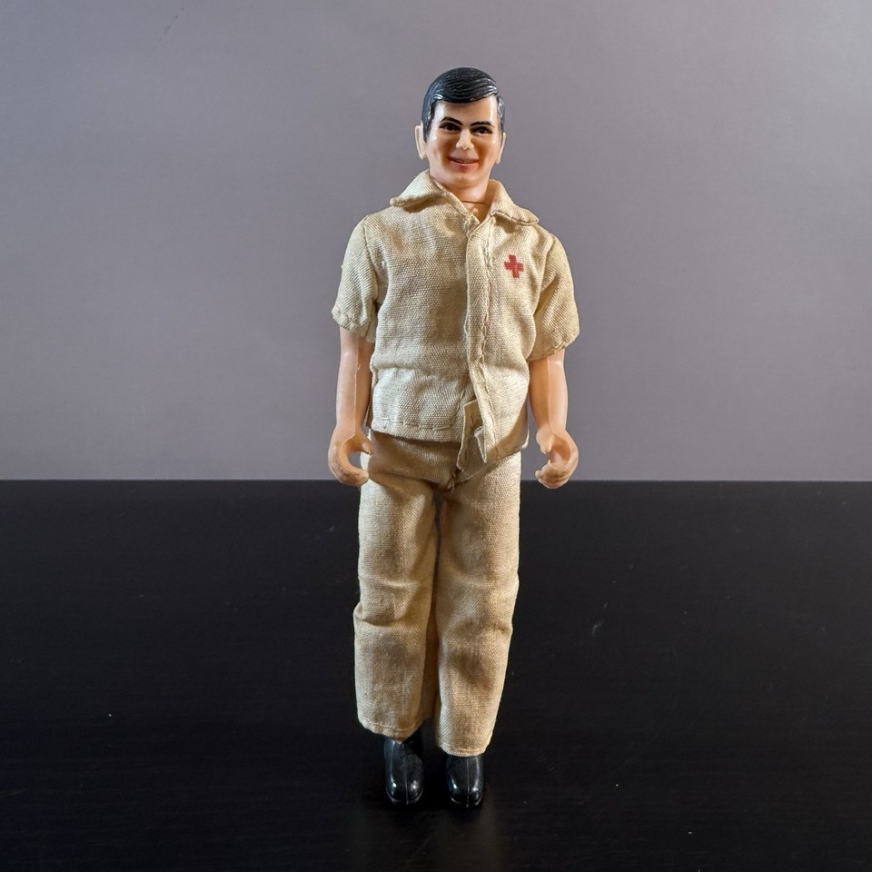 VINTAGE 1970s TONKA MALE AMBULANCE DRIVER PARAMEDIC EMT FIGURE w/ FULL ...