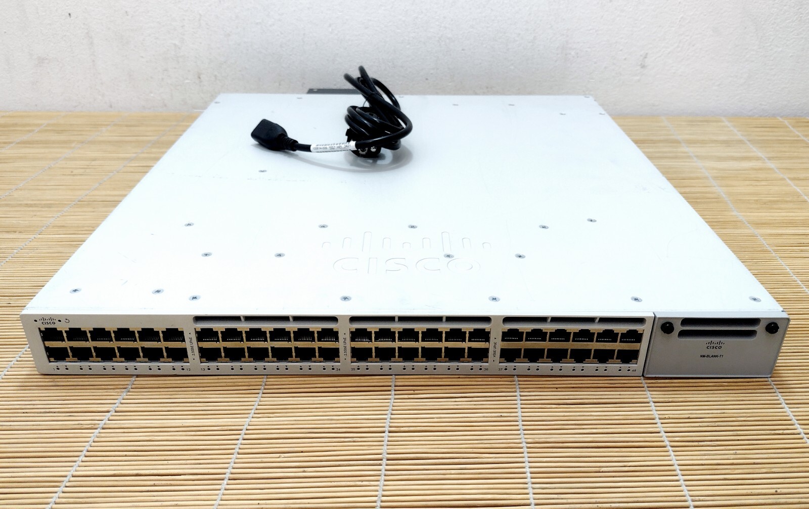 Cisco Meraki MS390-48UX-HW MS390 48 port 12mGig 36m2.5G L3 UPOE ...
