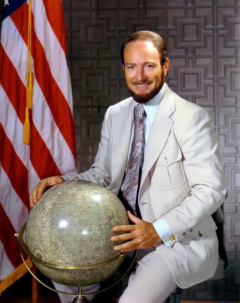 EDGAR MITCHELL ASTRONAUT 8X10 GLOSSY PHOTO IMAGE #1 | eBay