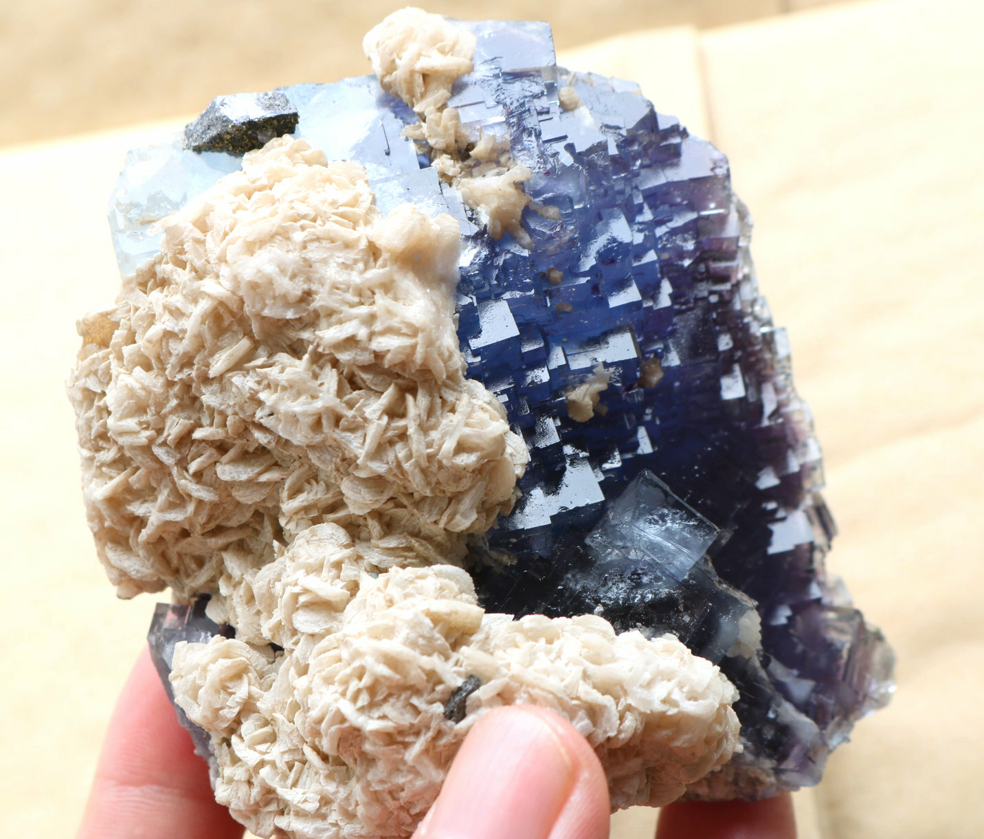 550.9g NATURA Transparent Blue Cube FLUORITE Calcite Mineral Specimen ...