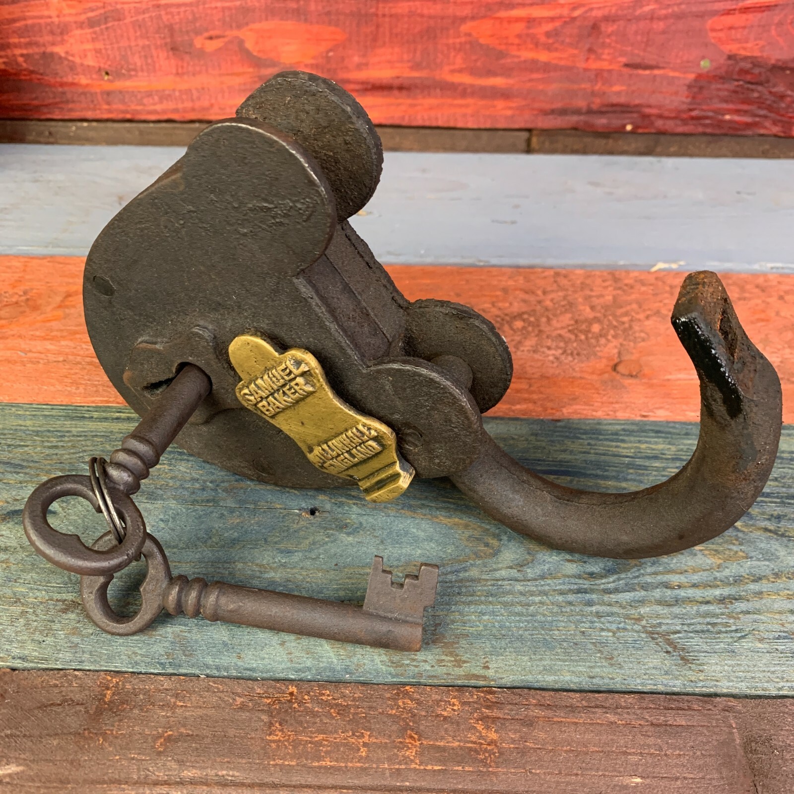 Samuel Baker Lock, Heavy Duty Cast Iron, Antique Finish & Brass Hole ...