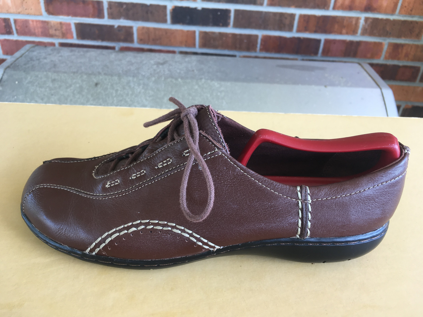Womens Clarks Brown Leather Lace-up Oxfords Shoes Style 84706 Size 8.5 ...