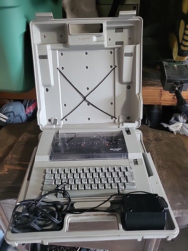 VINTAGE SHARP PA-3250 PORTABLE ELECTRIC TYPEWRITER with Case, | eBay
