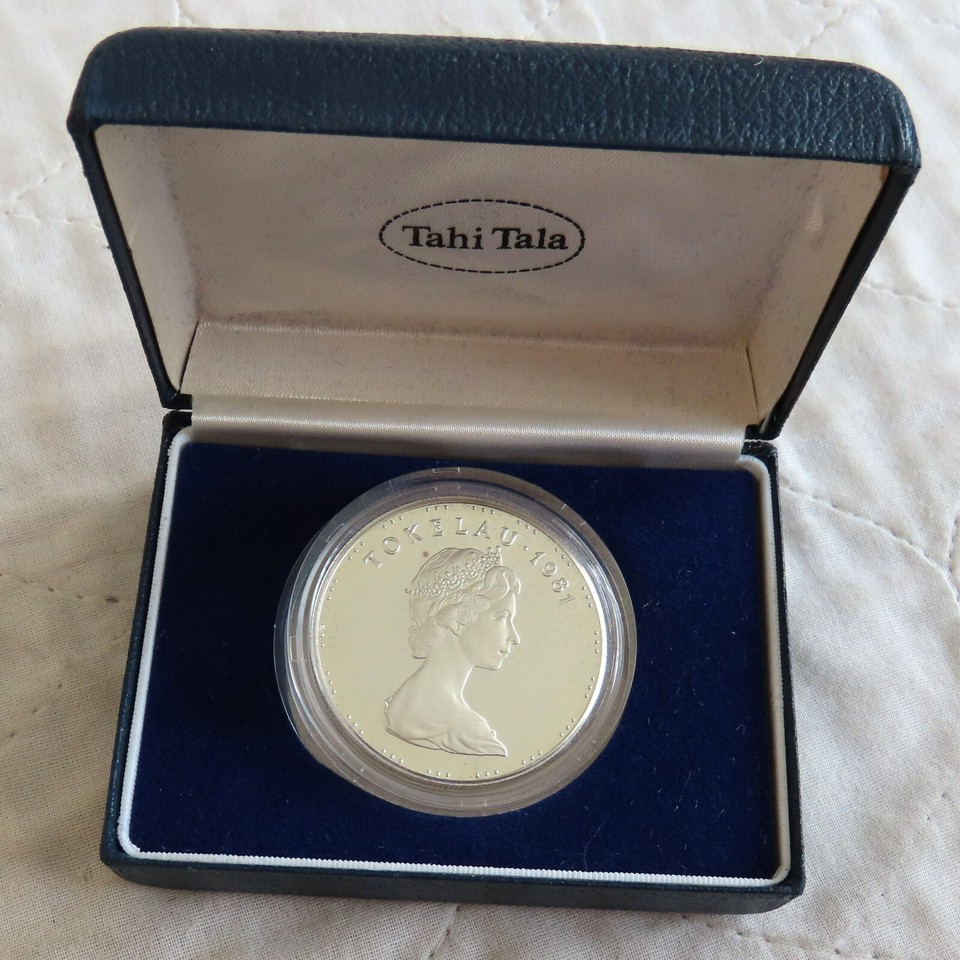TOKELAU 1981 FRIGATE BIRD TAHI TALA SILVER PROOF - boxed | eBay