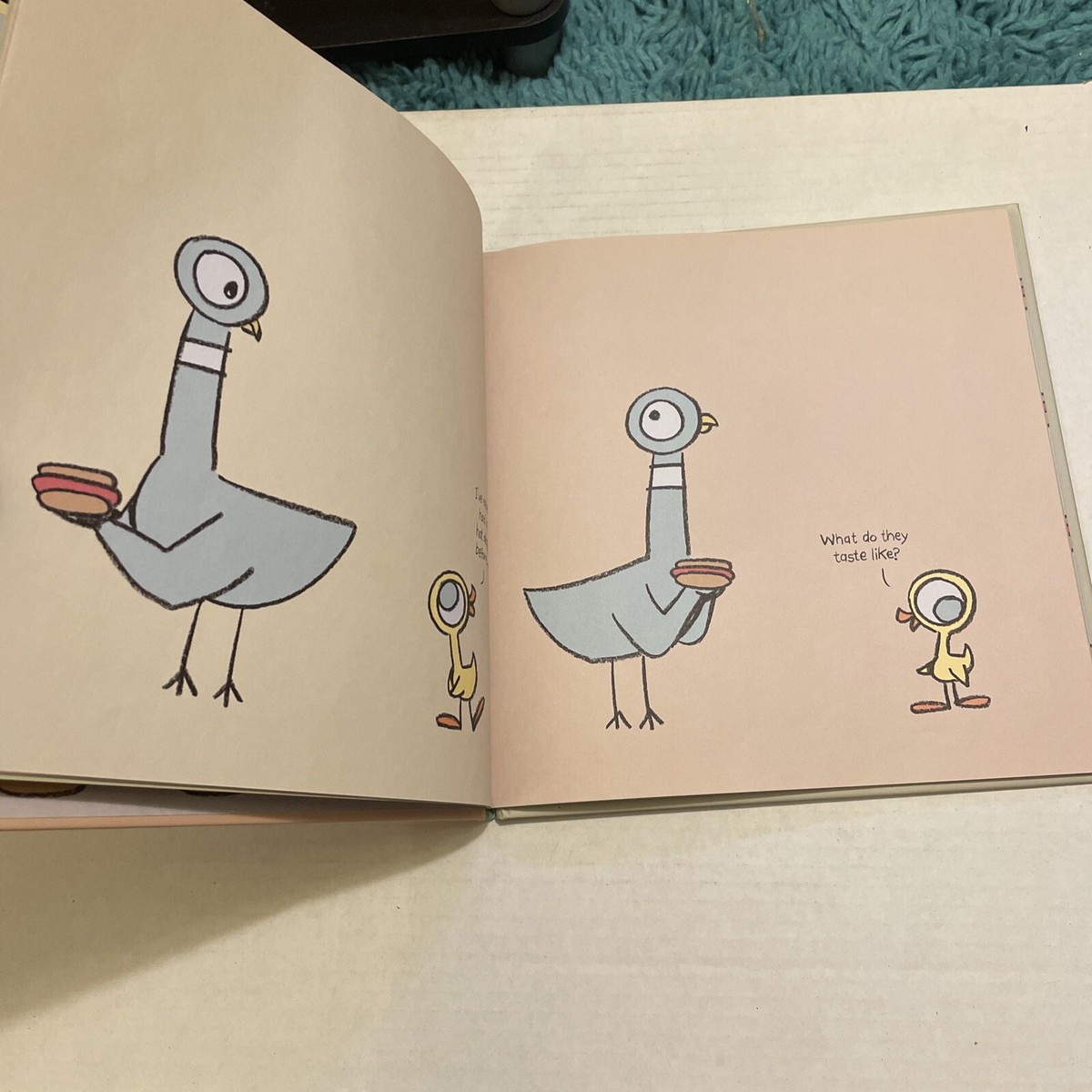 ISBN 9780786818693 The Pigeon Finds A Hot Dog! By Mo Willems ...