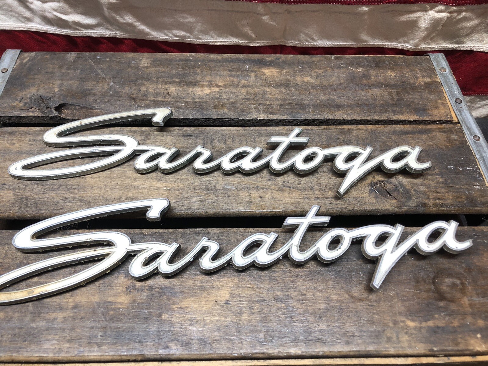 ORIGINAL 1957 - 1959 CHRYSLER SARATOGA CIRCA SCRIPT EMBLEM 1754161 Qty ...