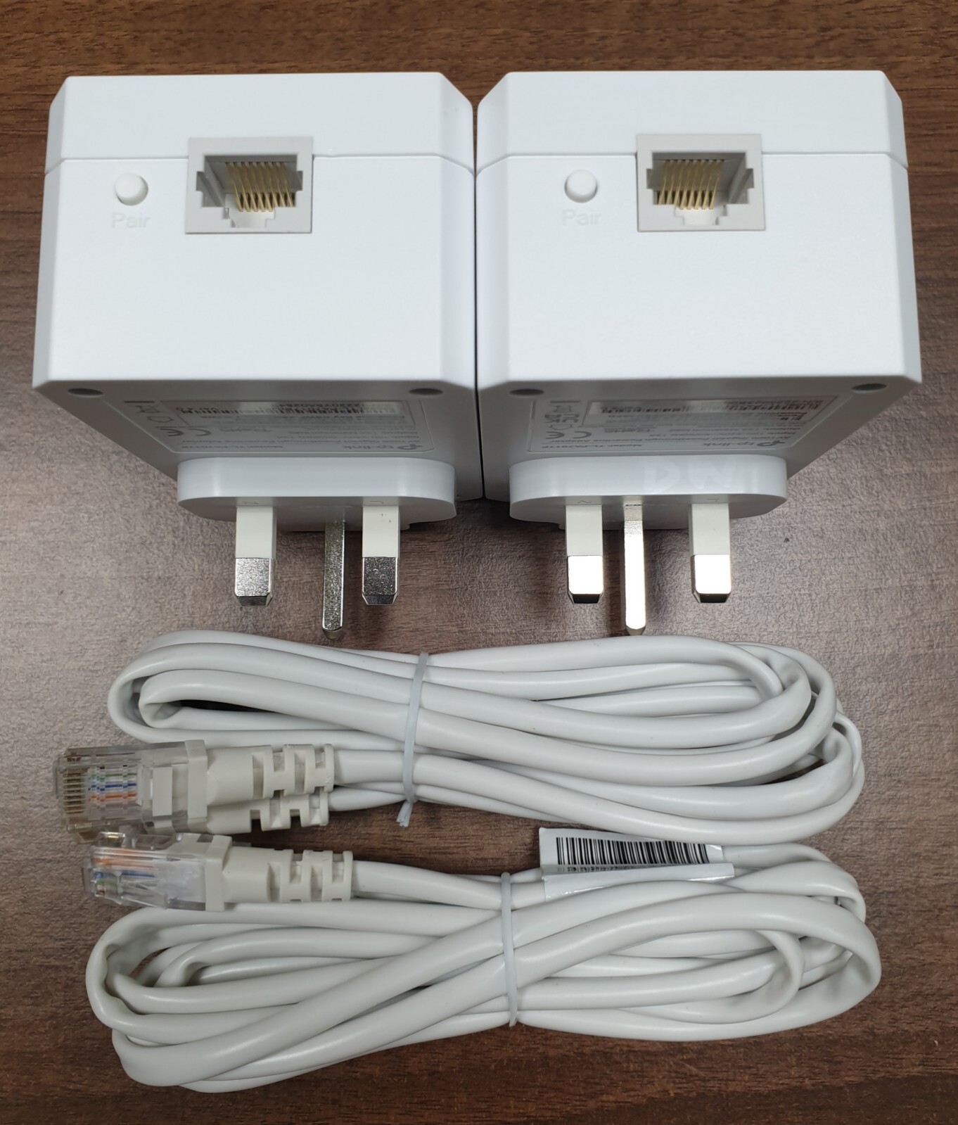 2 x TP-Link TL-PA7017P AV1000 Gigabit Powerline Adapters + Cat5e ...