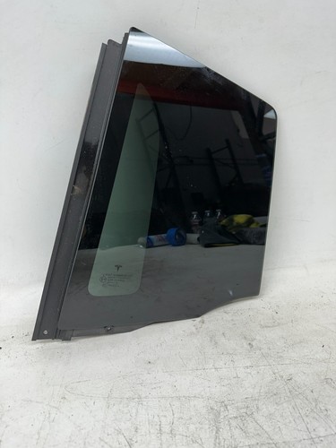 OEM 16-20 TESLA MODEL X DOOR GLASS RIGHT REAR SMALL | eBay