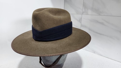 MENS GENUINE AKUBRA AUSTRALIAN MILITARY CC347A BUSHMAN FUR FELT HAT ...