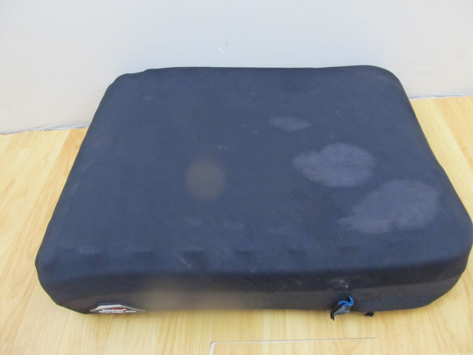 Stealth Beveled Cushion GLACIAL SP COOLCORE 20"x16"x4.5" Powerchairs ...