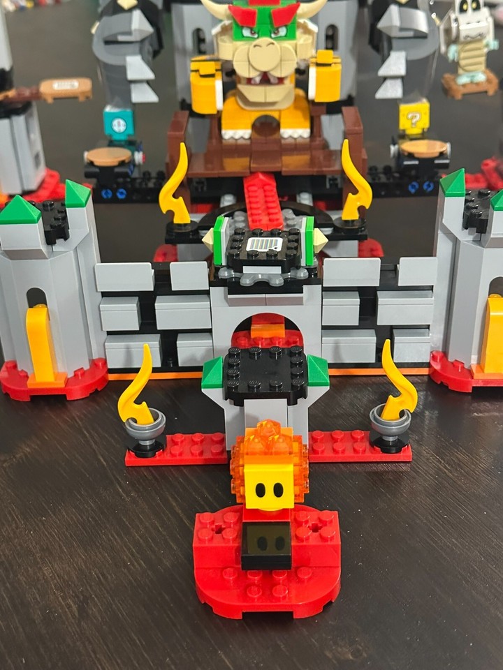 LEGO Super Mario Bowser's Castle Boss Battle Expansion Set 71369 | eBay