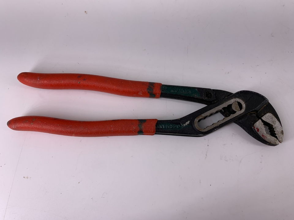 Knipex Alligator Channel Locks 88 01 180 Made in Germany | eBay