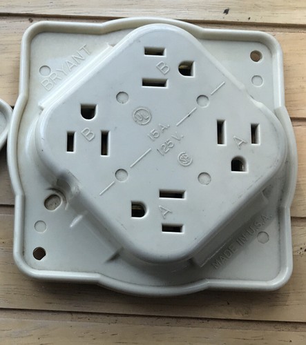 BRYANT QUADPLEX 15A 125V 4 OUTLET RECEPTACLE open box no packaging | eBay