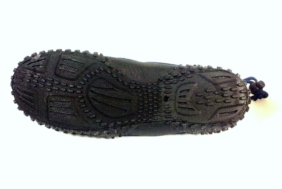 Men's Water Shoes Easy USA Wave Aqua Socks ~ NEW Beach. Sauna, Gym ...