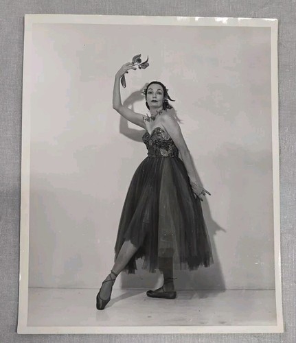 Photo Modern Ballet Dancer Flower Hujer 8"X10" NYC Promo In Green Dress ...