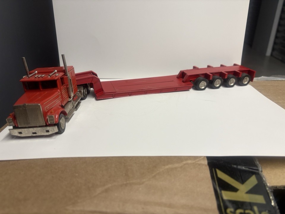 Smith Models International Tractor With Lowboy Trailer | eBay