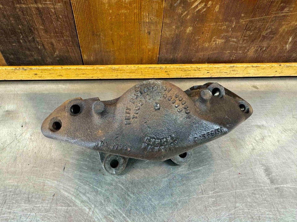 Triumph TR3A TR4 • Original Girling Type "B" Split Brake Caliper, Right ...