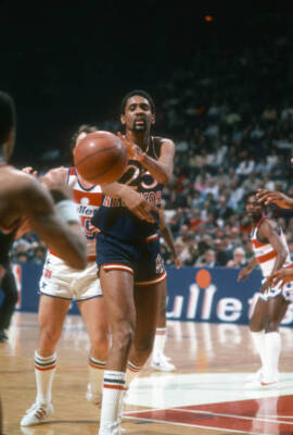 Bill Cartwright of the New York Knicks 1980's Basketball photo 19 ...