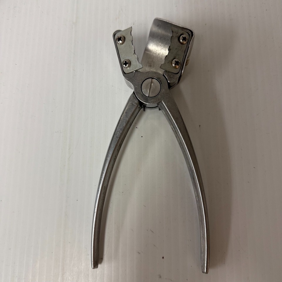 The Texan Nut Sheller By The York Nut Sheller Company In Original Box ...