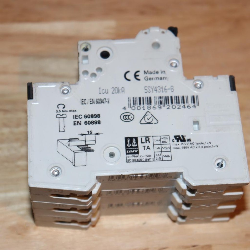 One Siemens 5SY43 MCB D16 5SY4316-8 3 Pole Circuit Breaker More ...