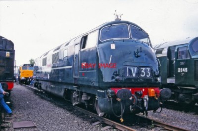 PHOTO DIESEL LOCO NO D821 ON SHED | eBay