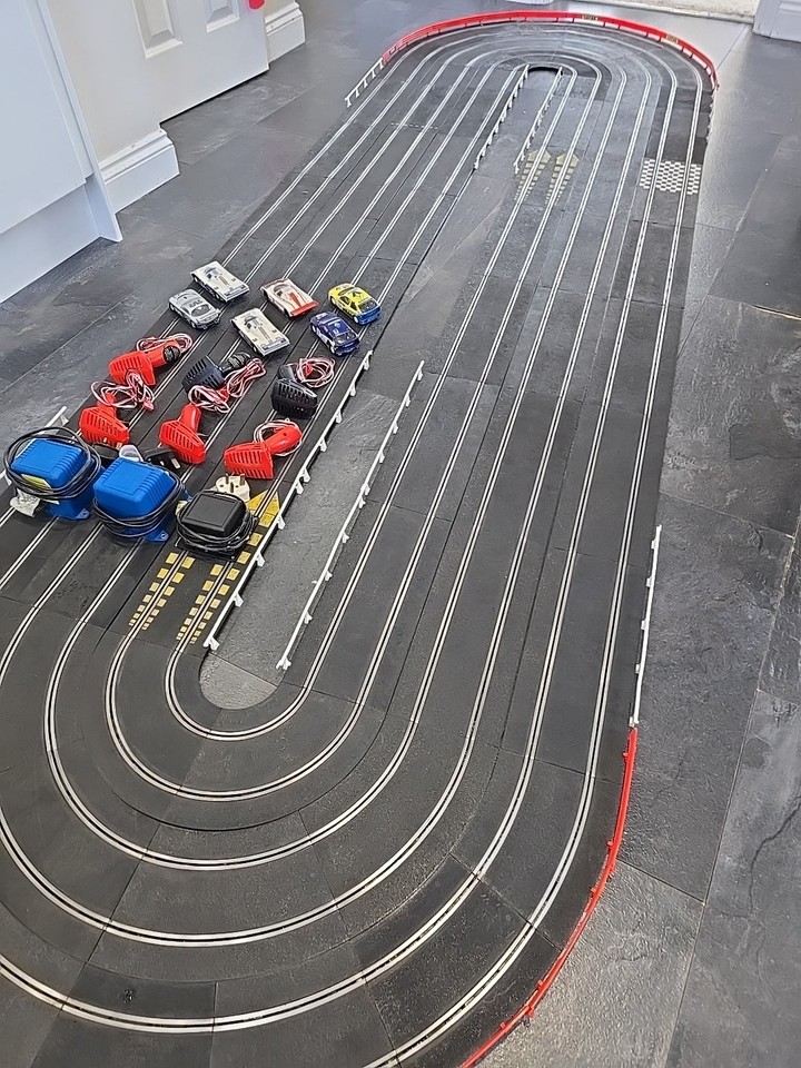 Scalextric Classic Track Layout 6 Lane Racing With Cars Scalextric ...