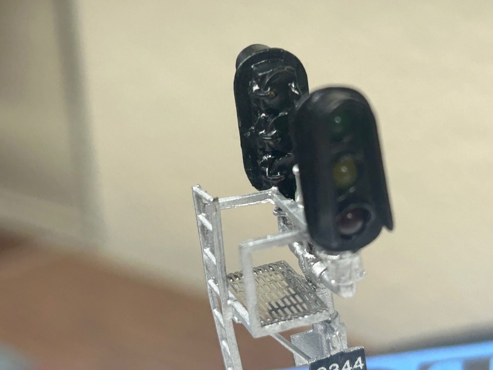 MODERN TYPE D Bi-DIRECTIONAL TWIN SIGNAL w/HOODS - BRASS -3 LED LIGHTS ...