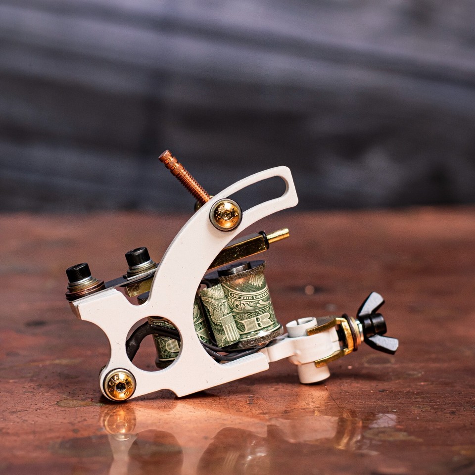 Handmade tattoo machine medium liner 5-14rs, Running 140-145 Hz @ 4.5 V ...