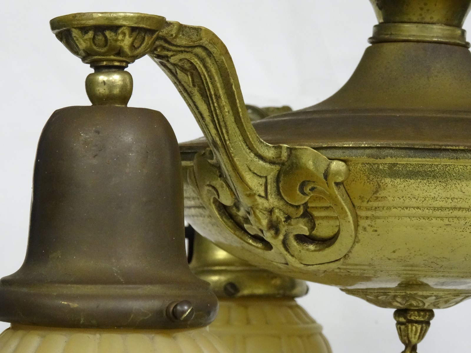 ANTIQUE ART DECO 3 PENDANT BRASS CROP CENTER FINIAL CHANDELIER | eBay