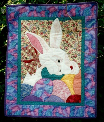 Easter Bunny Wall Quilt Pattern Primitive Folk Art Country Bunny Bow ...