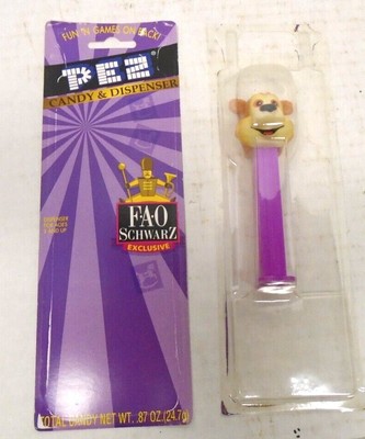 VINTAGE FAO SCHWARZ BEAR PEZ DISPENSER PURPLE STEM W/ ORIGINAL CARD | eBay