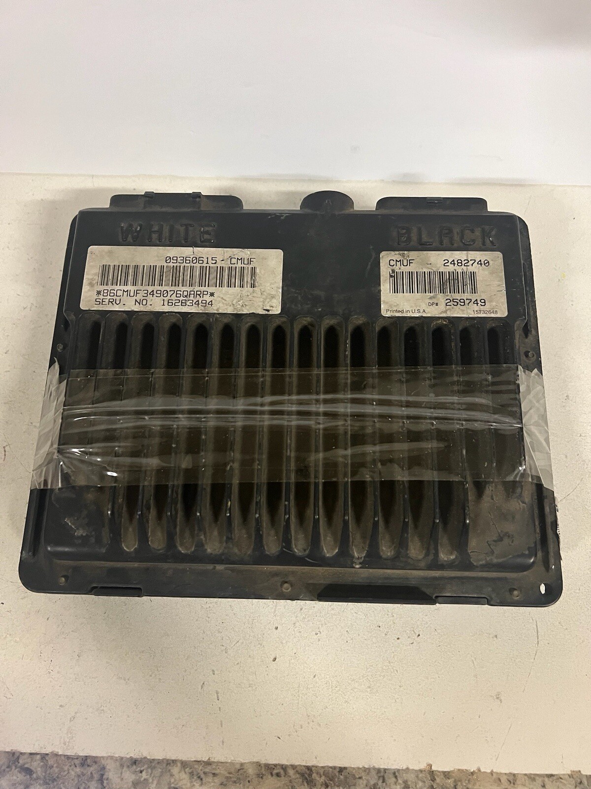 1997-2002 Chevy SUBURBAN GMC Yukon ECU 09360615 CMUF ENGINE CONTROL ...