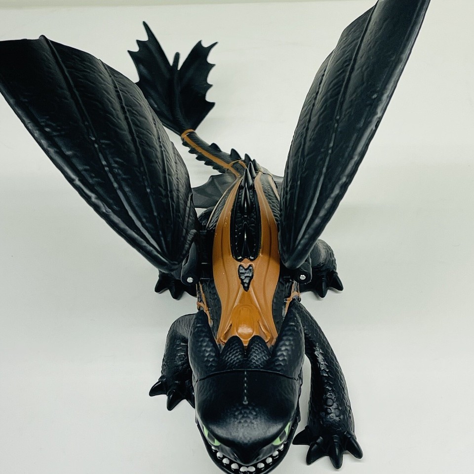 NIGHT FURY TOOTHLESS How to Train Your Dragon 9.5" Figure DWA ...